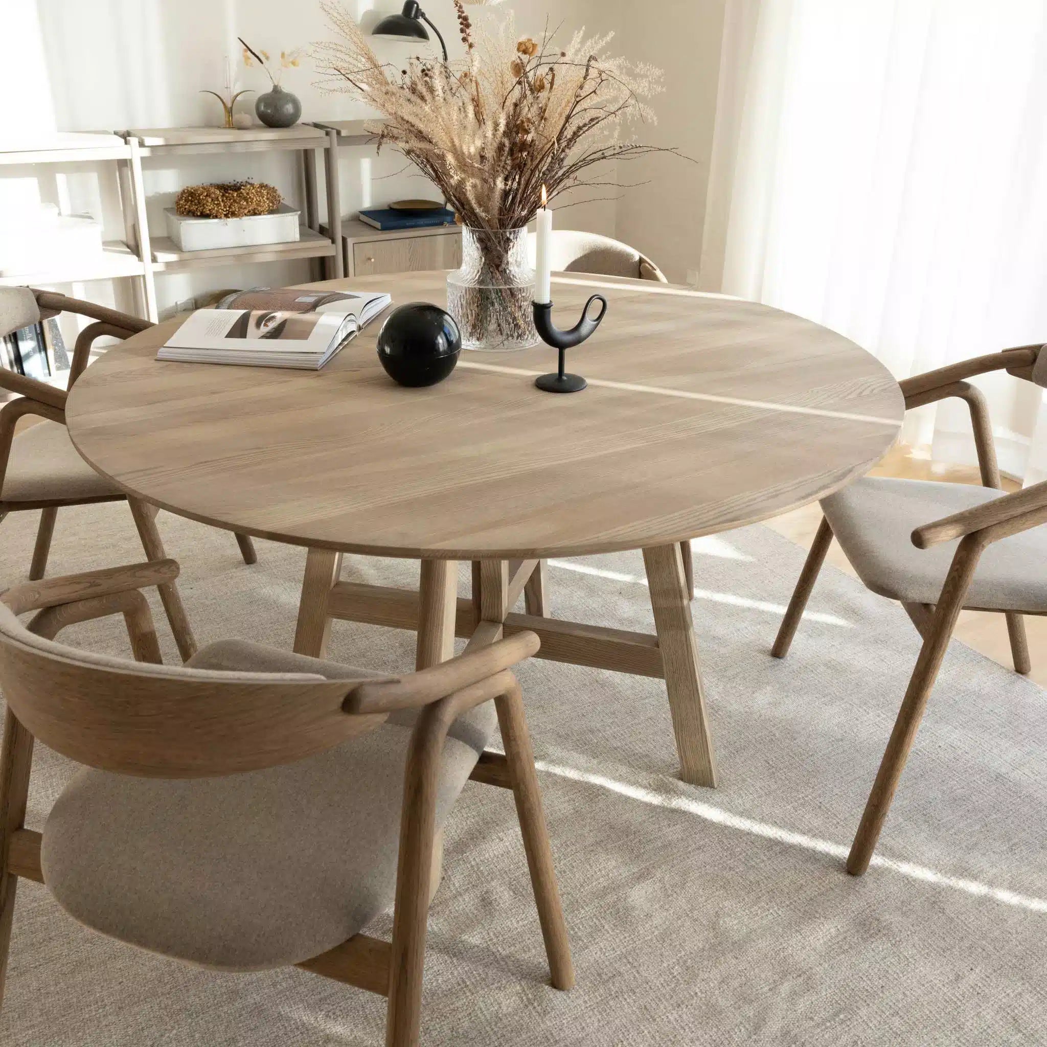 OPTIC Extendable Round Dining Table - Kristensen Kristensen | Milola ...